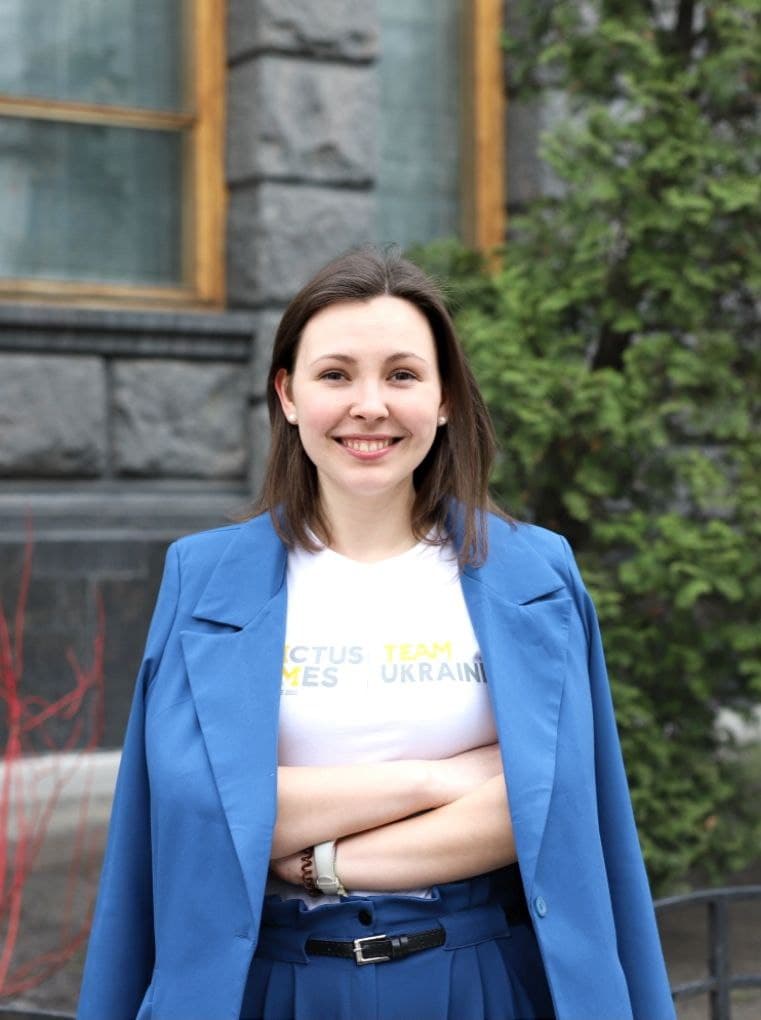 Before Russia invaded Ukraine, Ilona helped veterans as a social worker ...