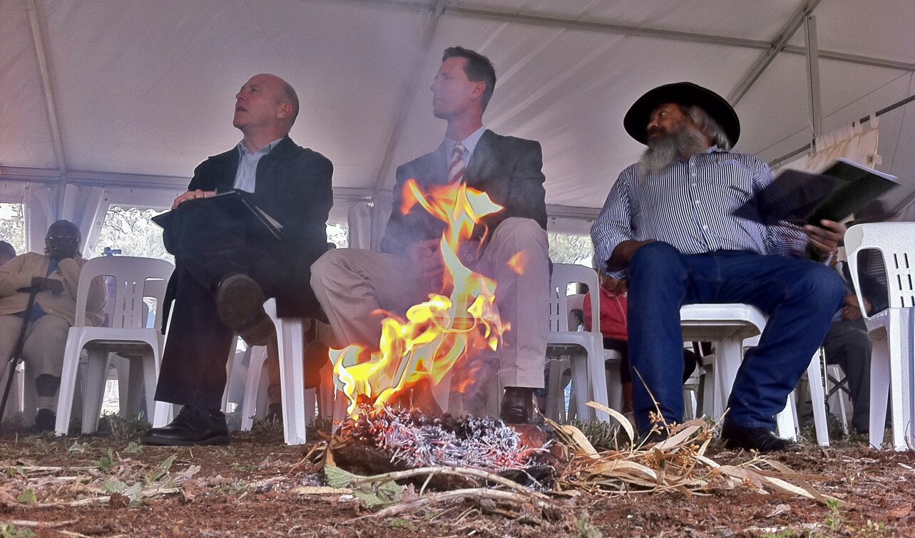 Traditional owners to manage outback national park - ABC News