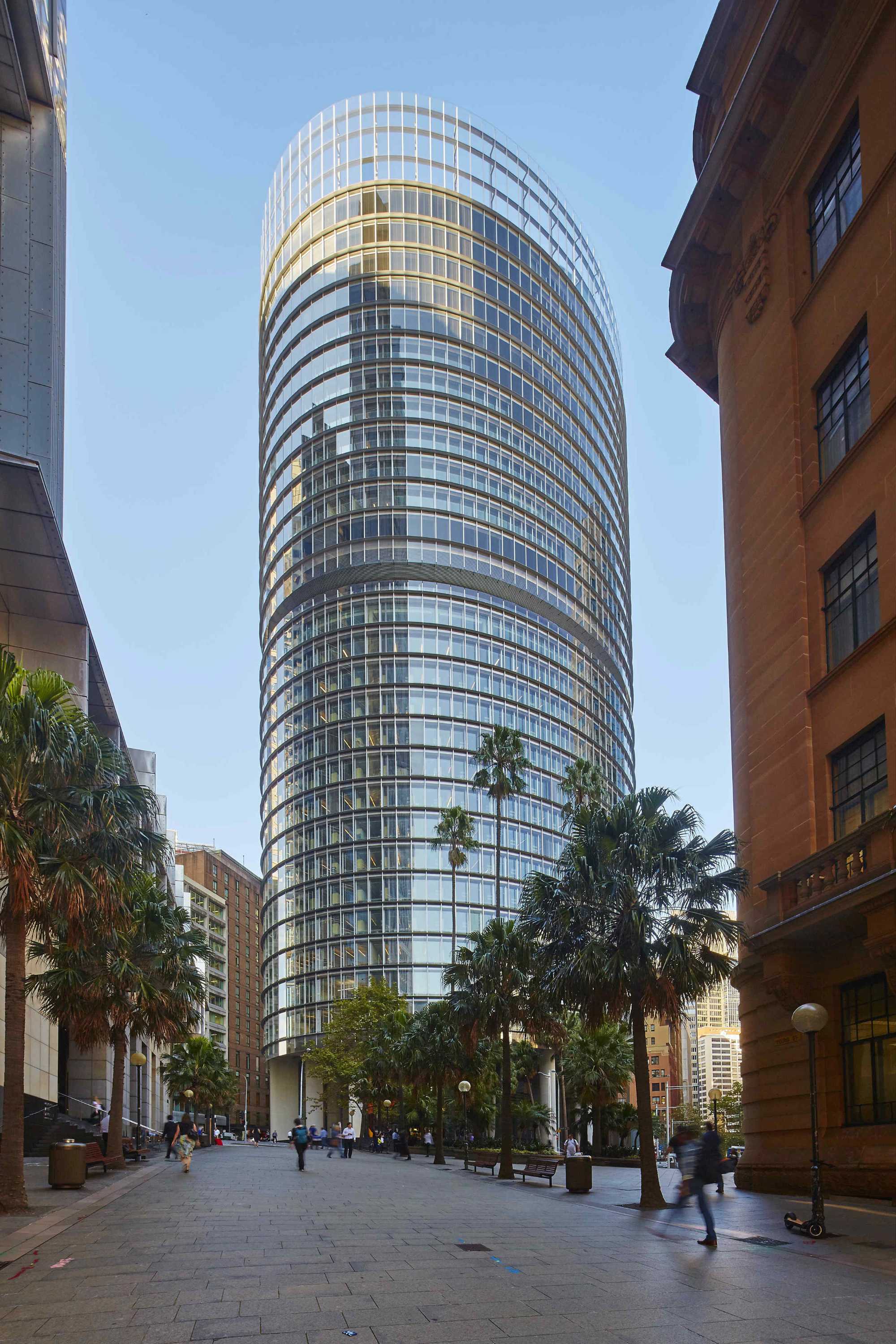 Why are the lights left on in Sydney CBD office buildings at night ...