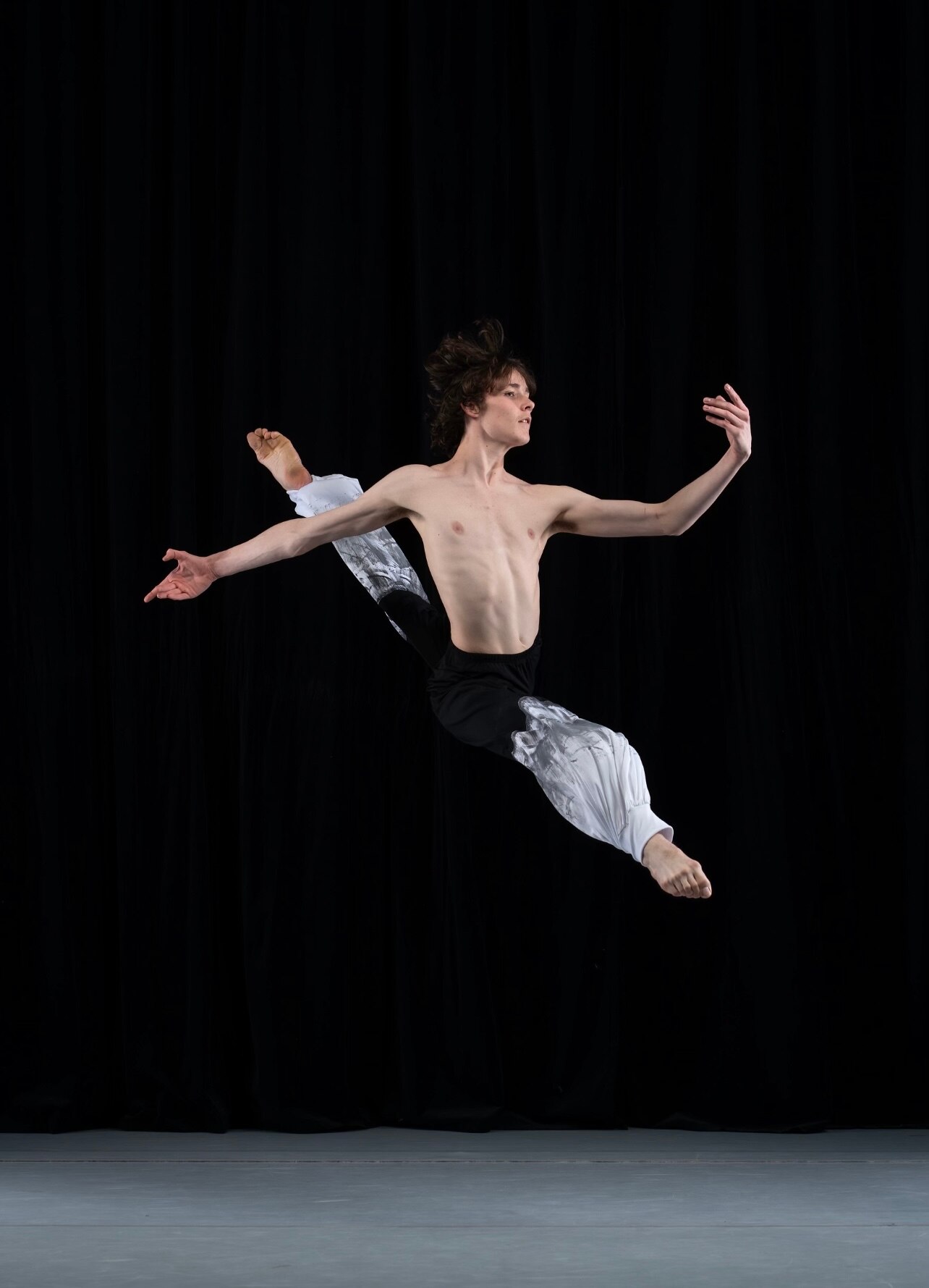 Autism no barrier for North Queensland male dancer - ABC listen