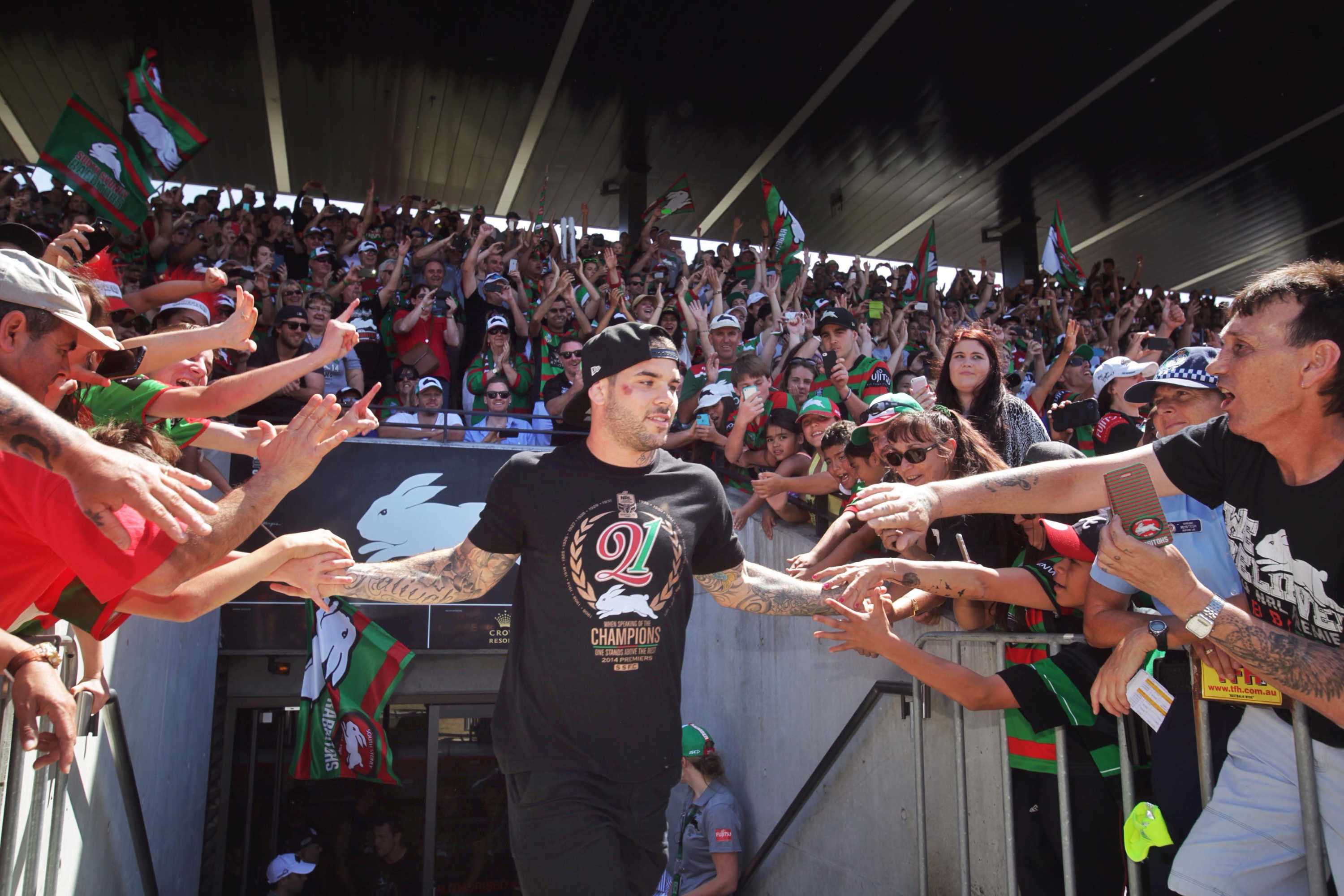 Sydney NRL fans swept up in grand final fever - ABC News