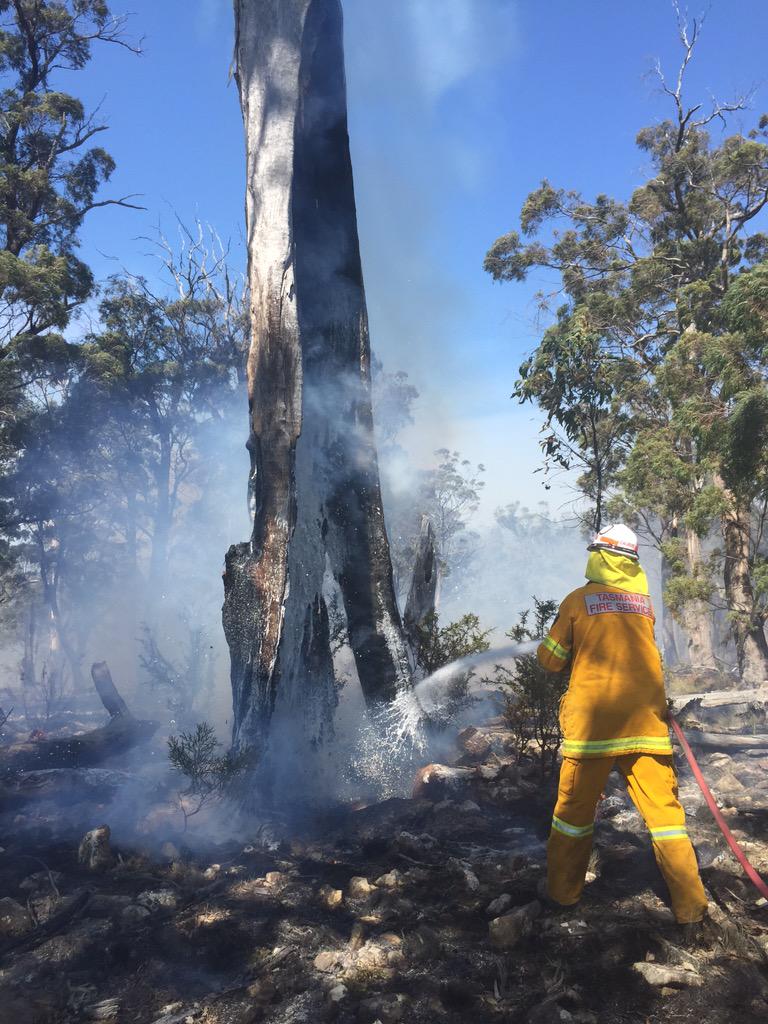 Total fire ban declared for Tasmania's north and south as crews battle ...