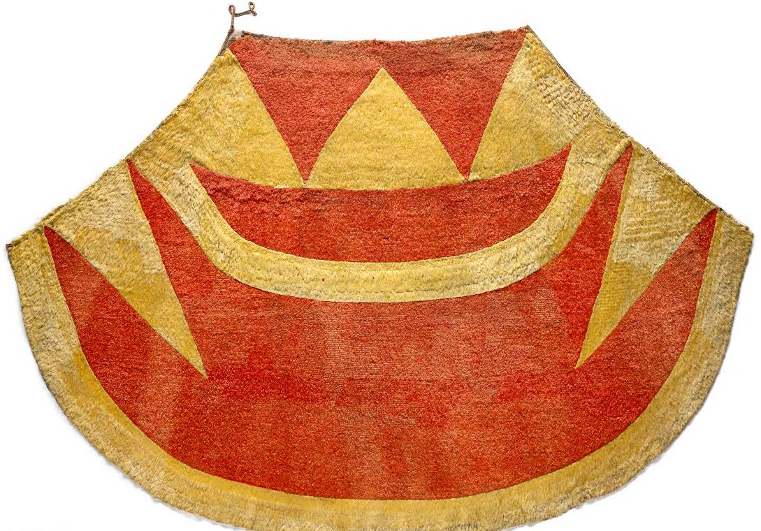 Captain James Cook feather cape and helmet gifted to him before death ...