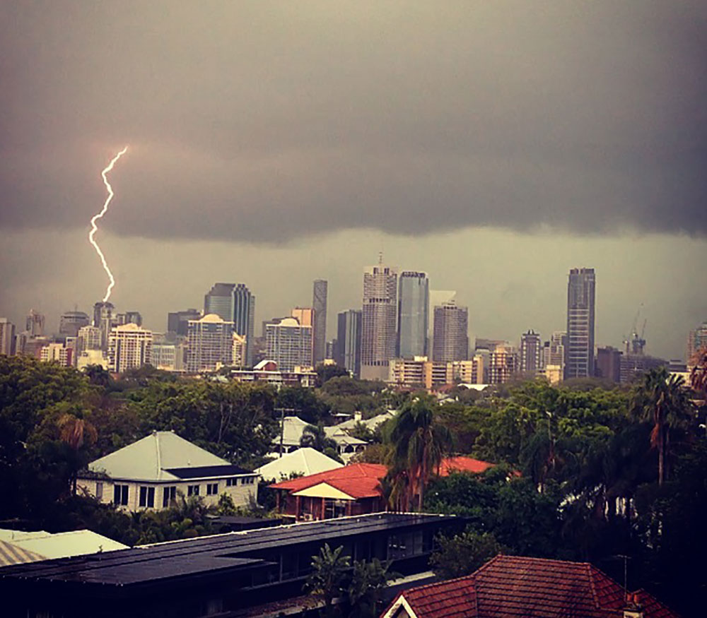 Queensland storms: Brisbane, south-east hit by heavy rain, thunder and ...
