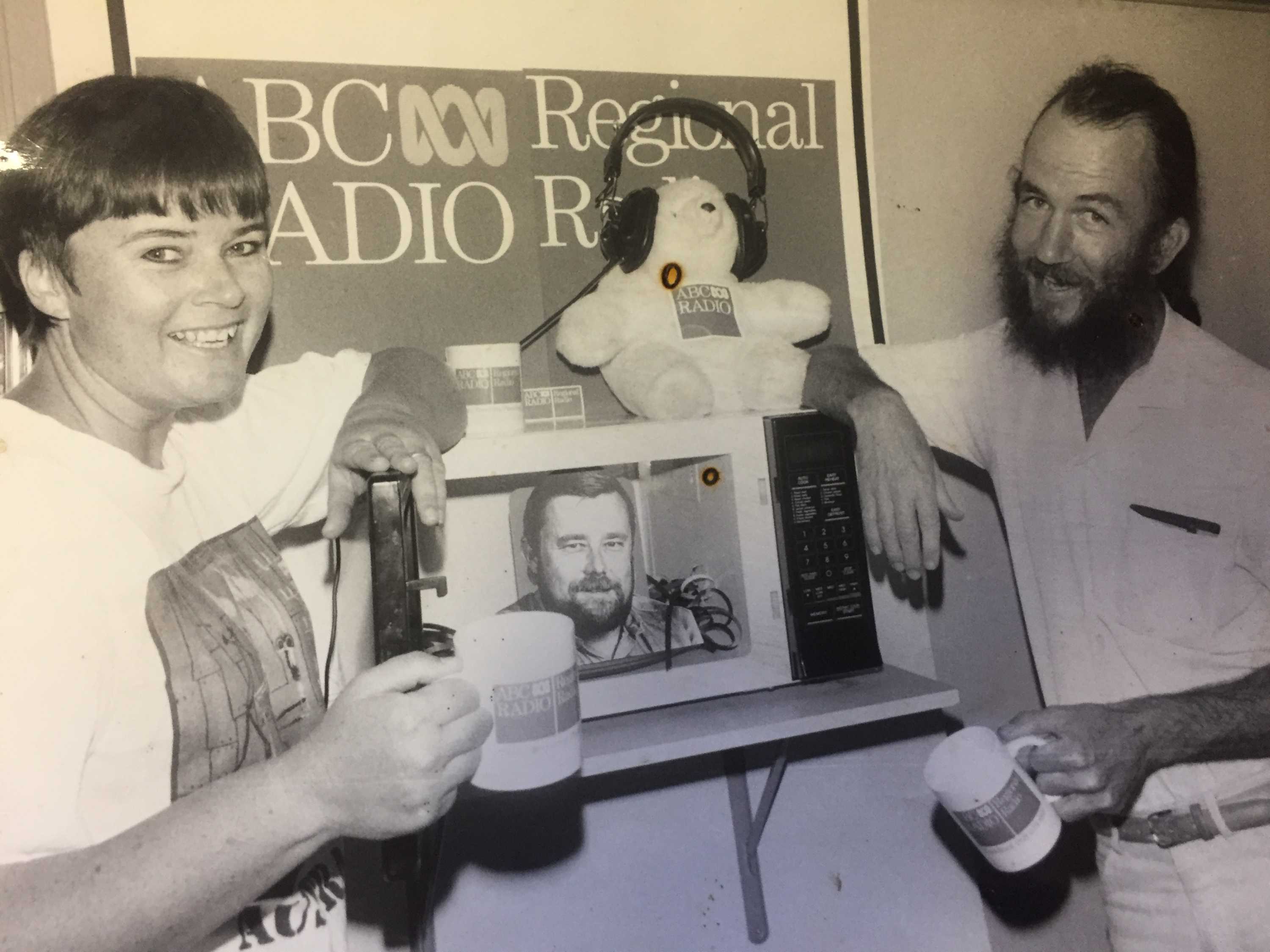 Desert Tracks: Meredith Campbell on Gough Whitlam, Azaria Chamberlain ...