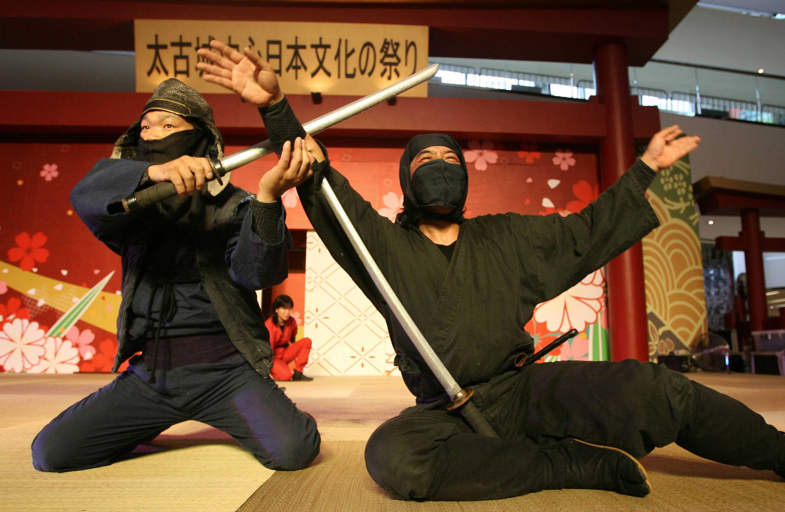 Japanese tourism officials inundated with overseas applications for ...