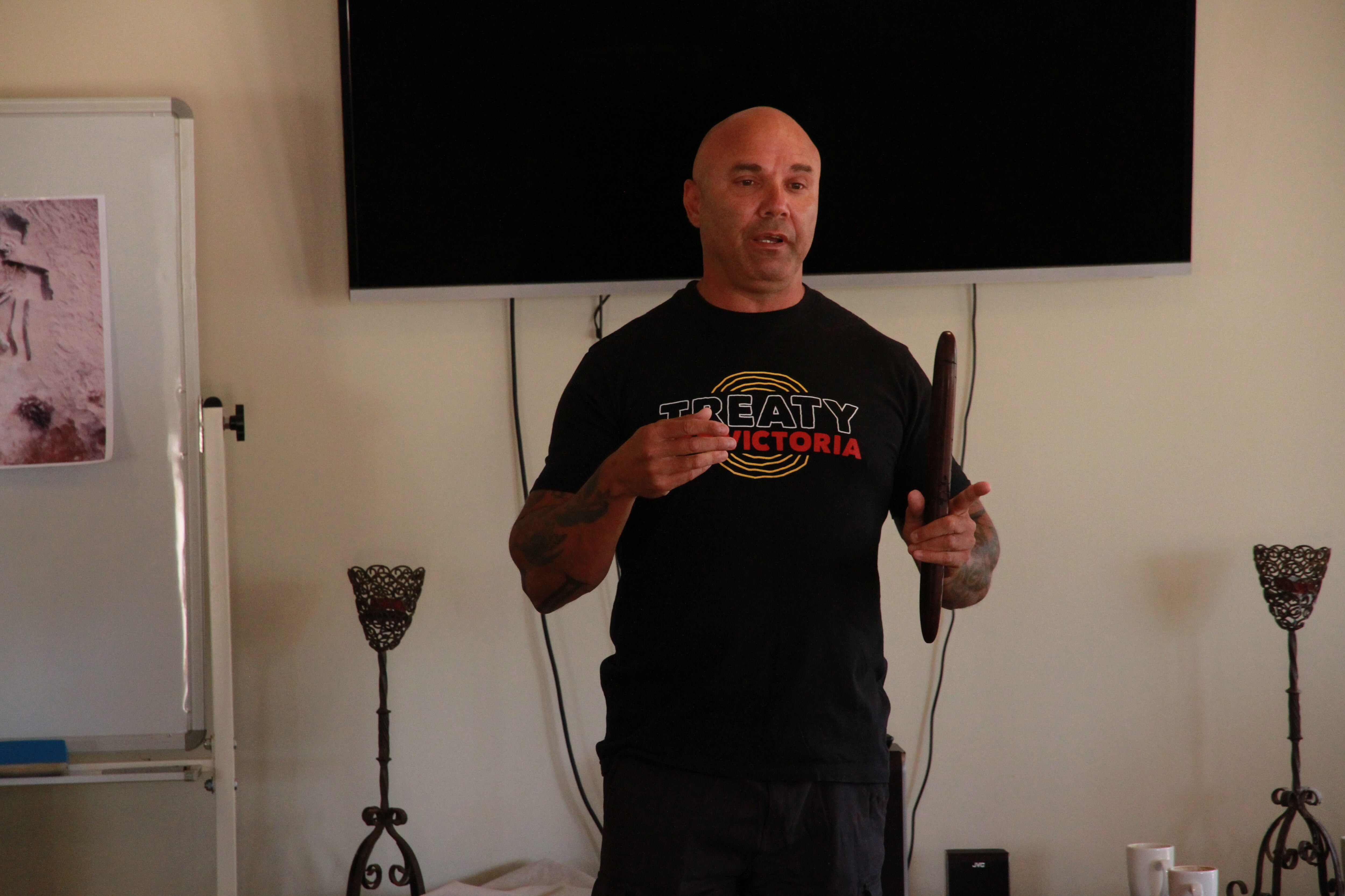 Looking back on Mungo Man – human remains millennia older than the ...