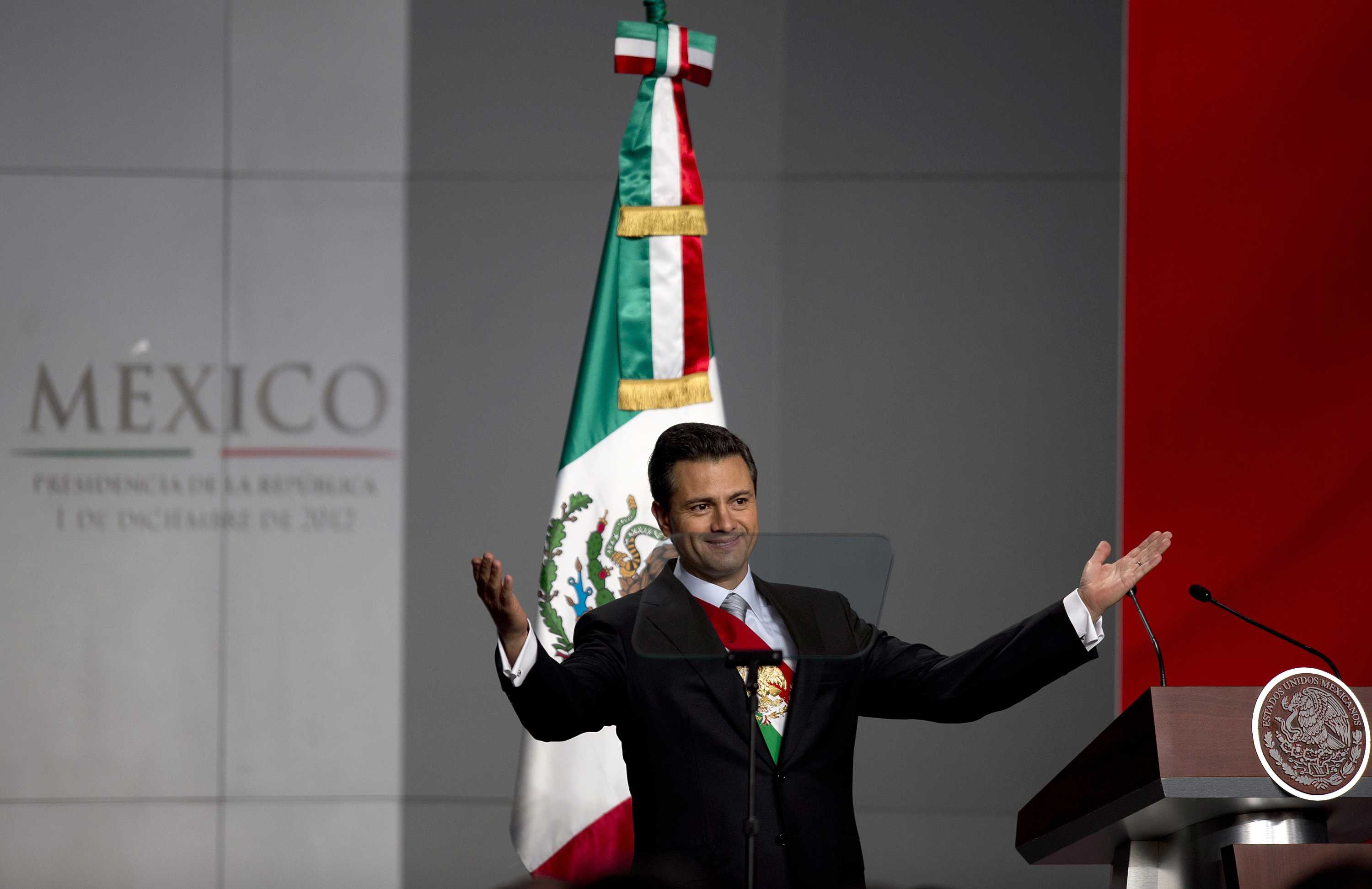 Enrique Pena Nieto inaugurated as Mexico's president - ABC News