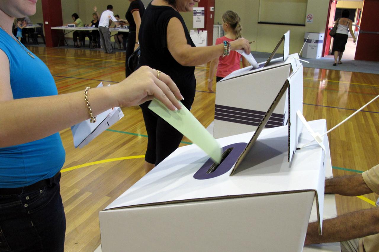 Both leaders cast their vote - ABC News