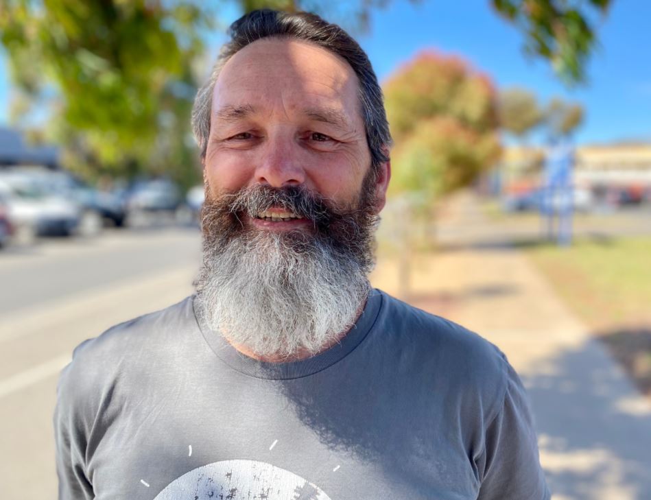 Former Mildura mayor Jason Modica stood down, forced to apologise over ...