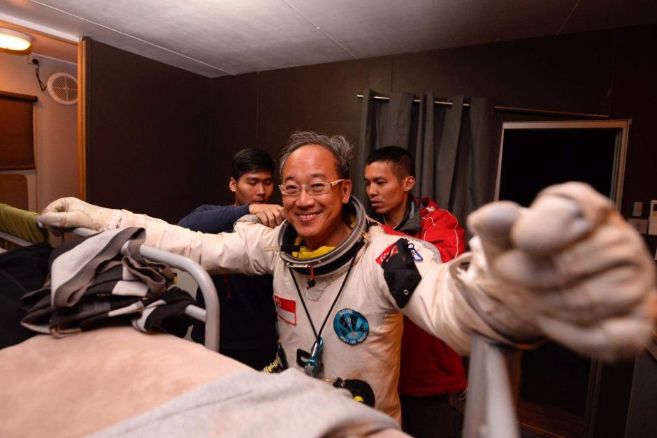 Luncurkan Kapsul, Pria Ini Ingin Jadi Orang Singapura Pertama Capai ...