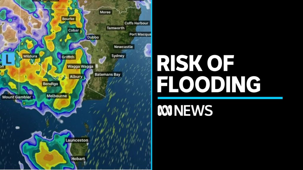 Thunderstorms move from Central Australia into Victoria - ABC News