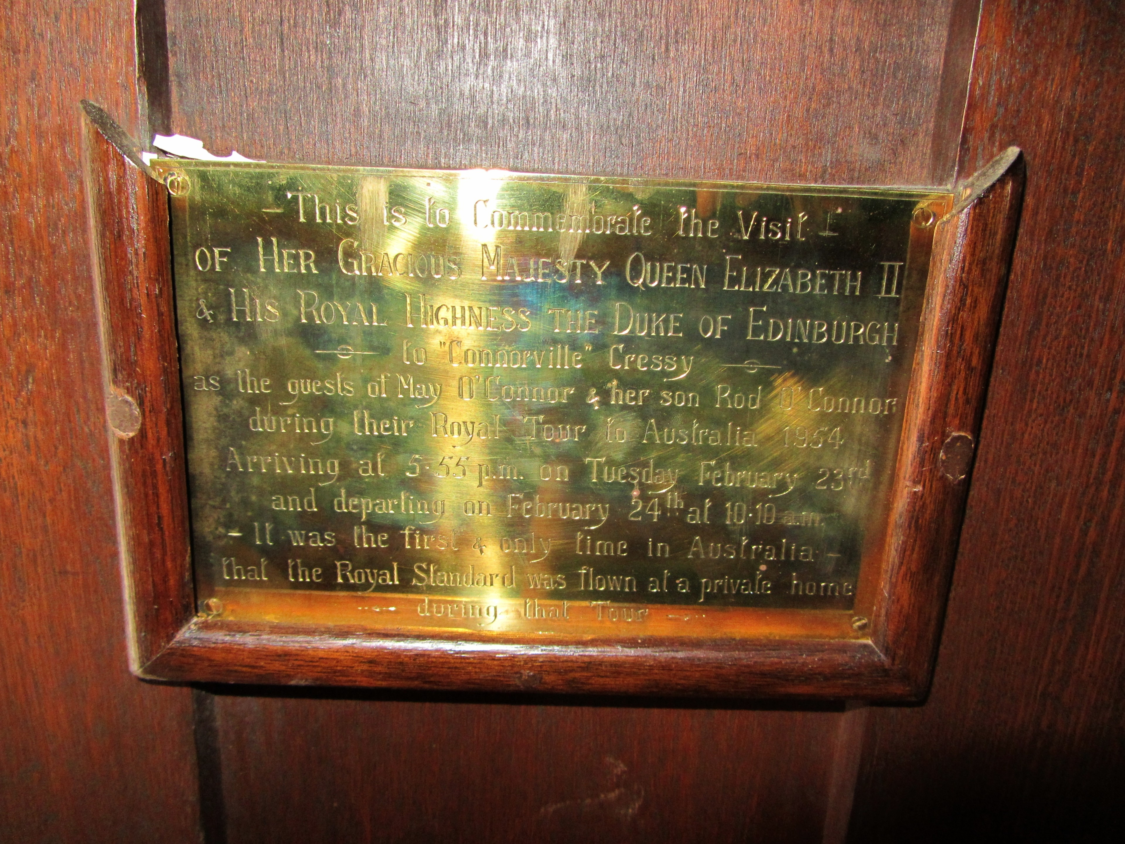 Queen Elizabeth II stayed on Tasmanian family's farm during ...
