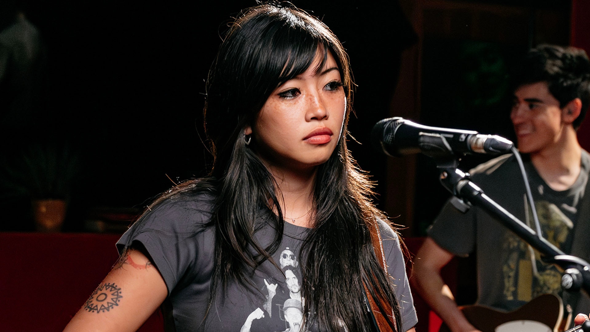Beabadoobee - 'Beaches' (live for Like A Version) - triple j
