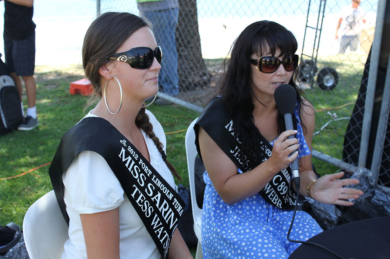 Watch out for flying tuna fish - ABC News