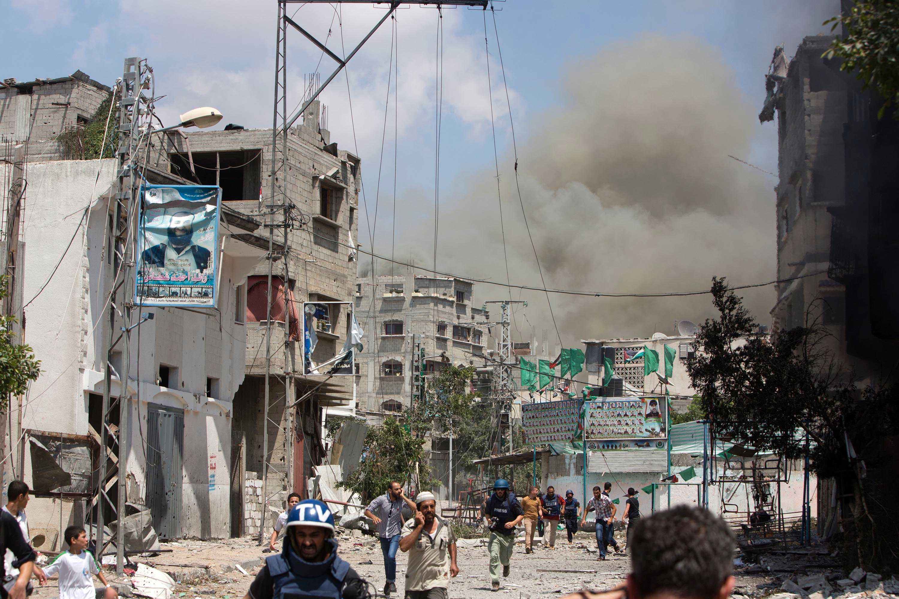 Gaza conflict: Scores dead in fierce Israeli assault on Shejaiya ...