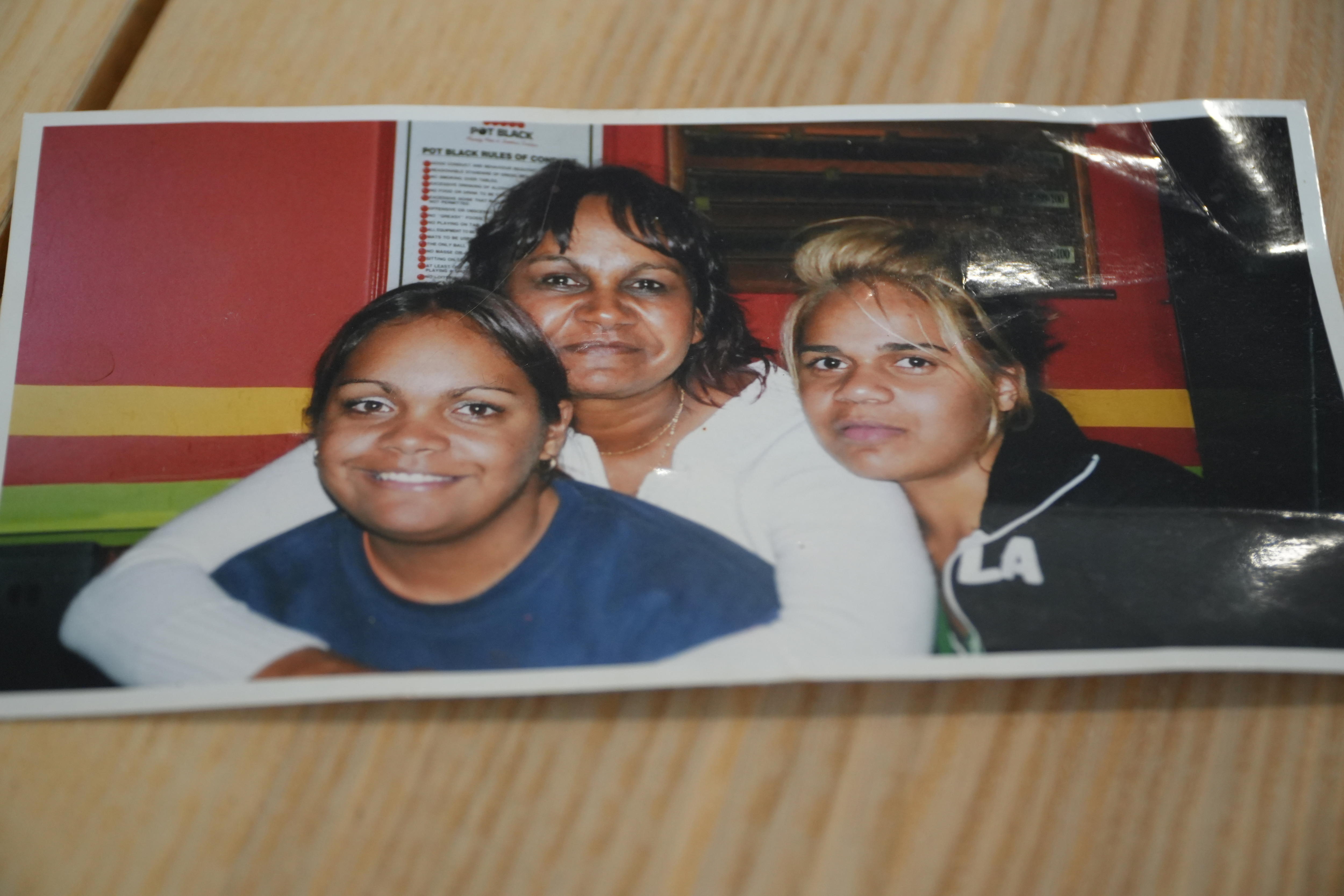 Accused drug smuggler Donna Nelson travelled overseas to meet other ...