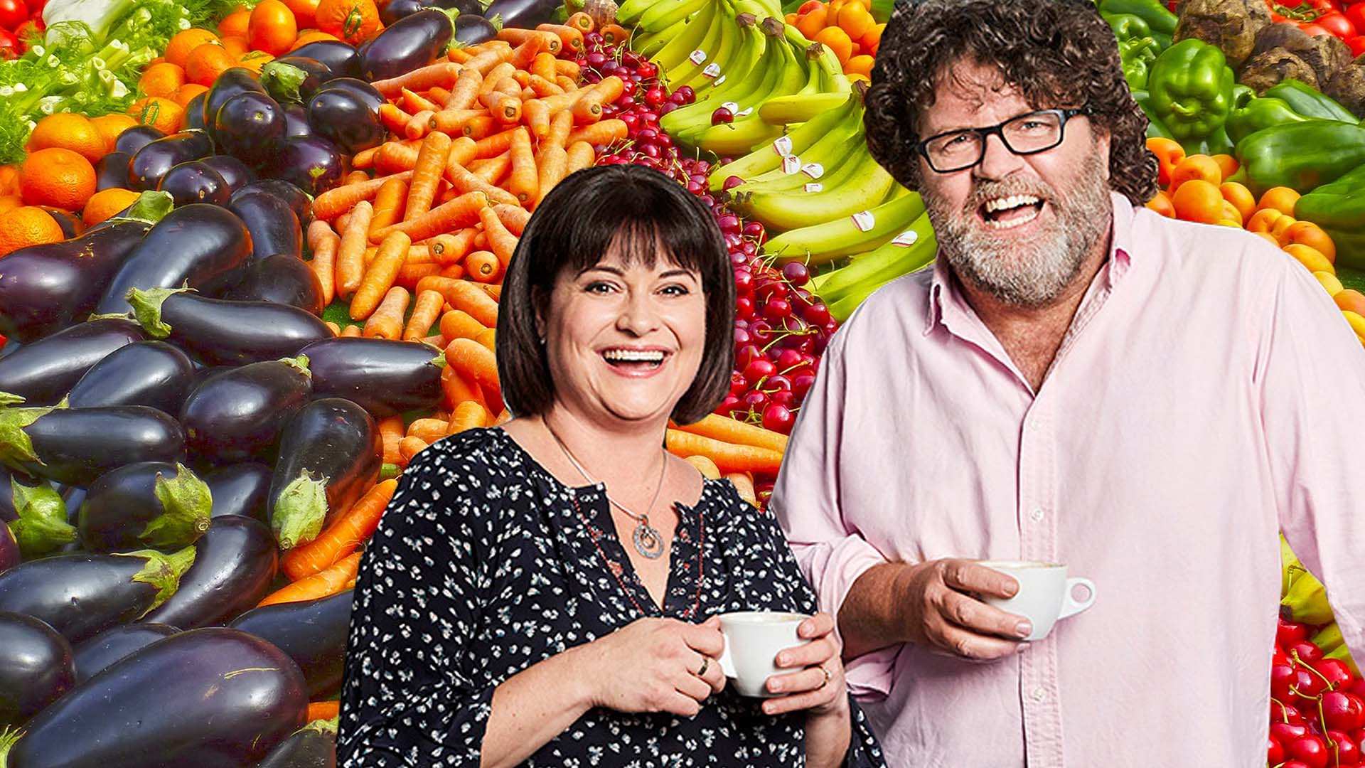 Beloved ABC Perth presenter Russell Woolf dies - ABC News