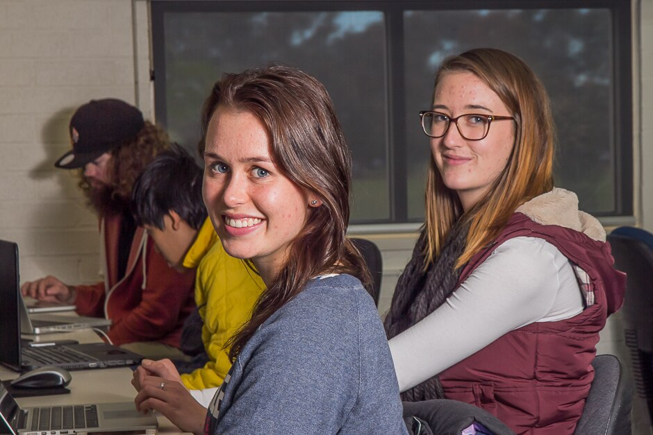 Election 2016: Students look to data journalism and first-time voters ...