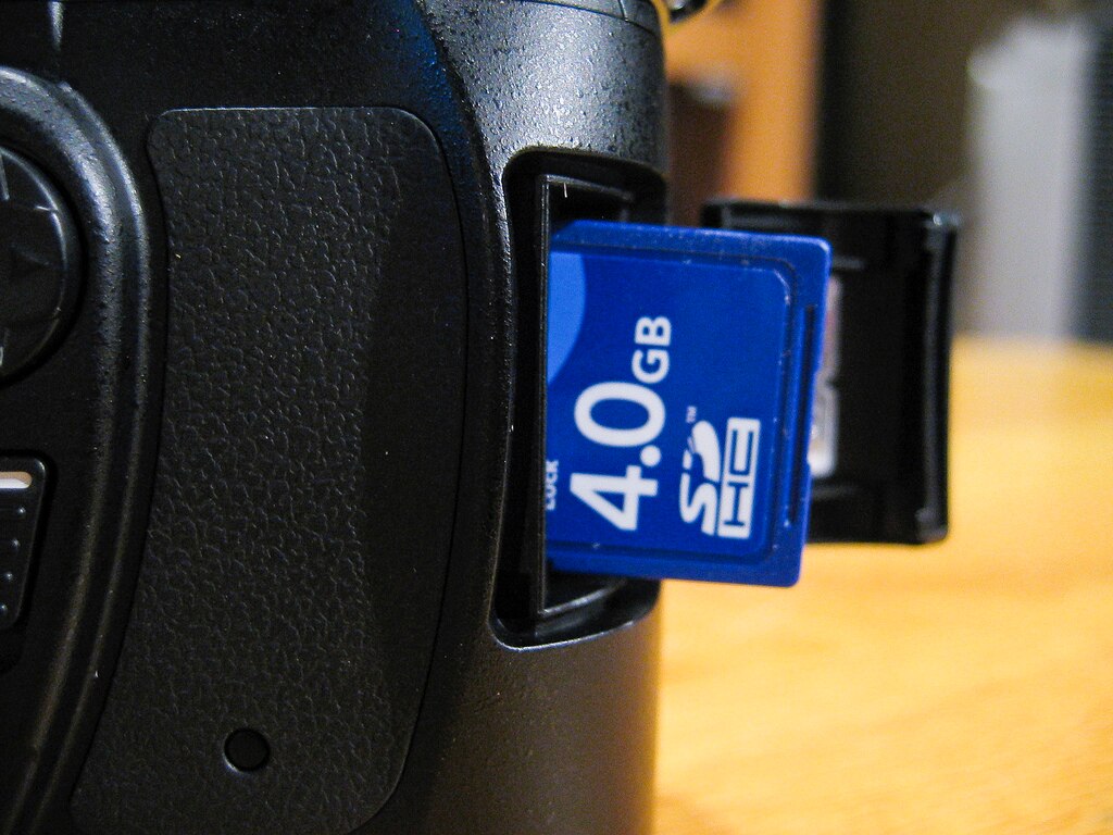 Selling second-hand memory cards online could bring serious risk of ...