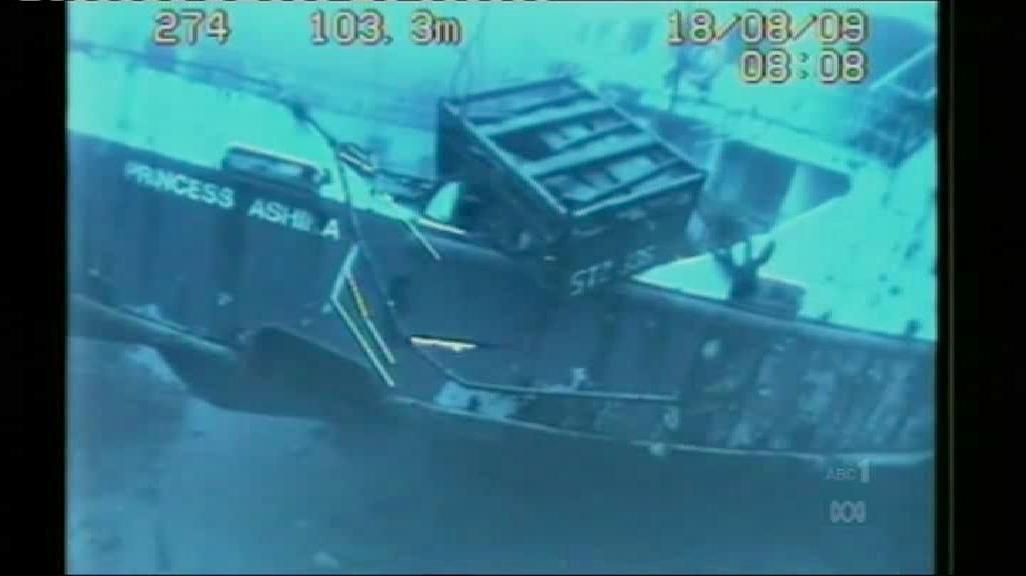 Navy footage of Tonga ferry wreck - ABC News