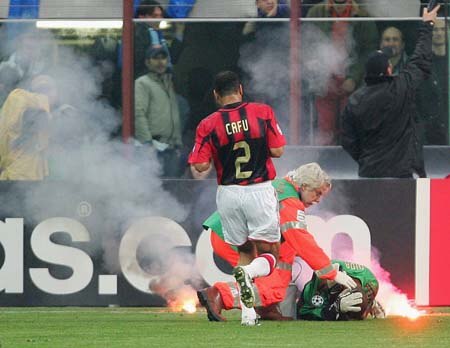 Italians disgrace Champions League as Chelsea march on - ABC News