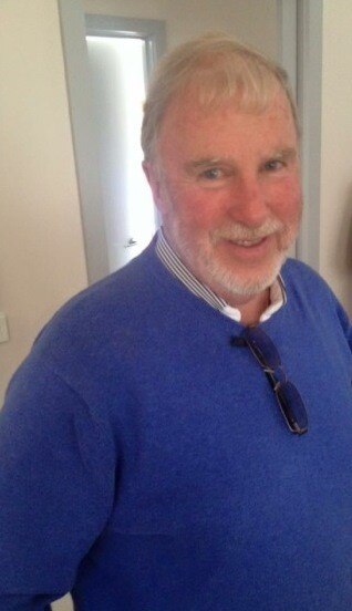 Essendon plane crash pilot's family pays tribute to their 'hero and ...