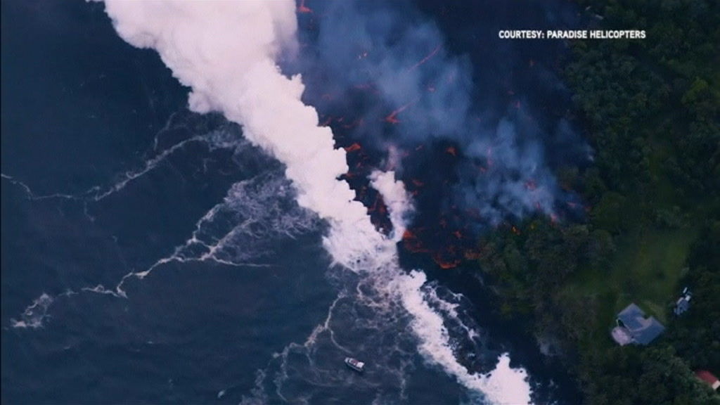 Lava flows into the Pacific Ocean, sending plumes of toxic smoke laced ...