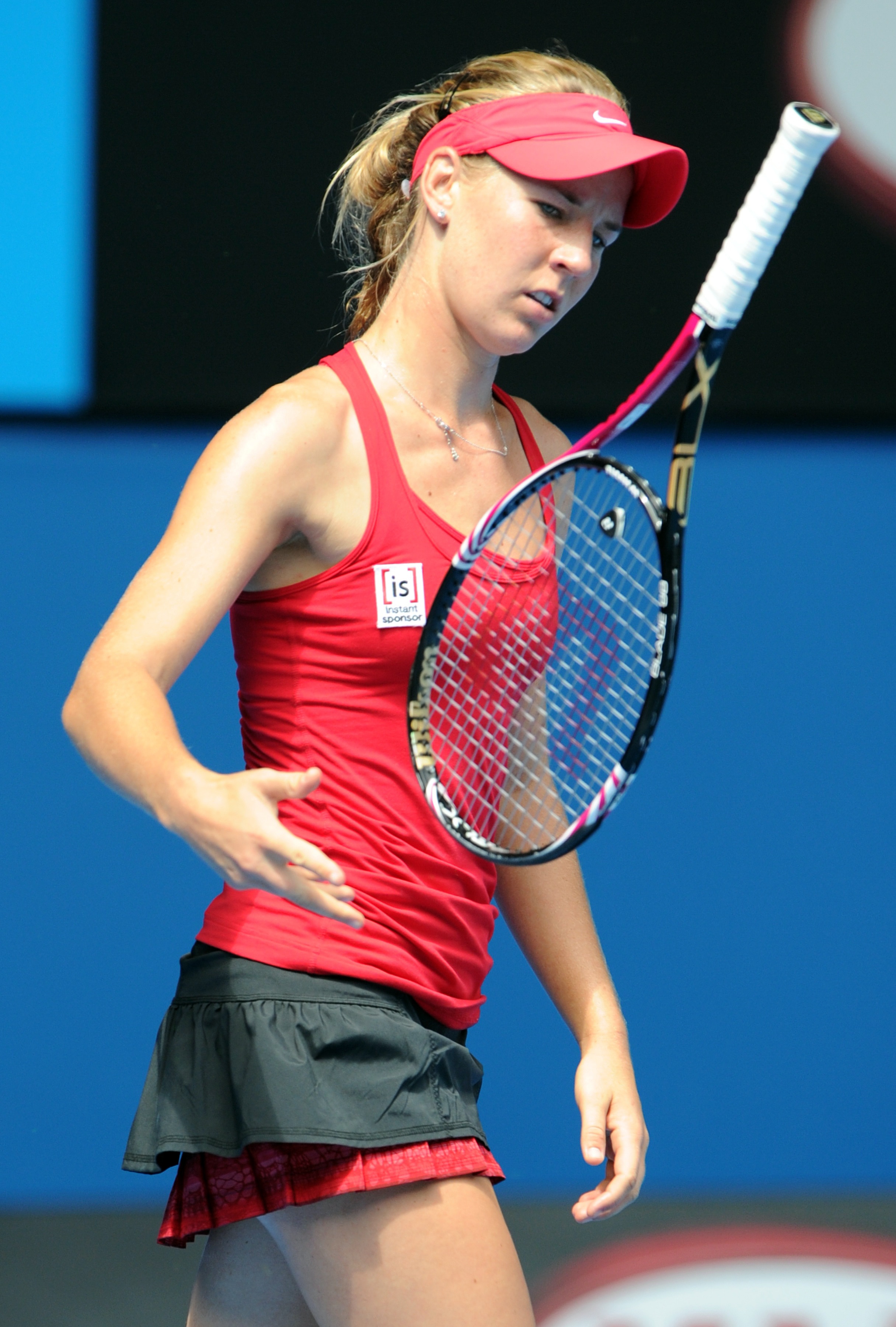 Li powers past Aussie Rogowska - ABC News