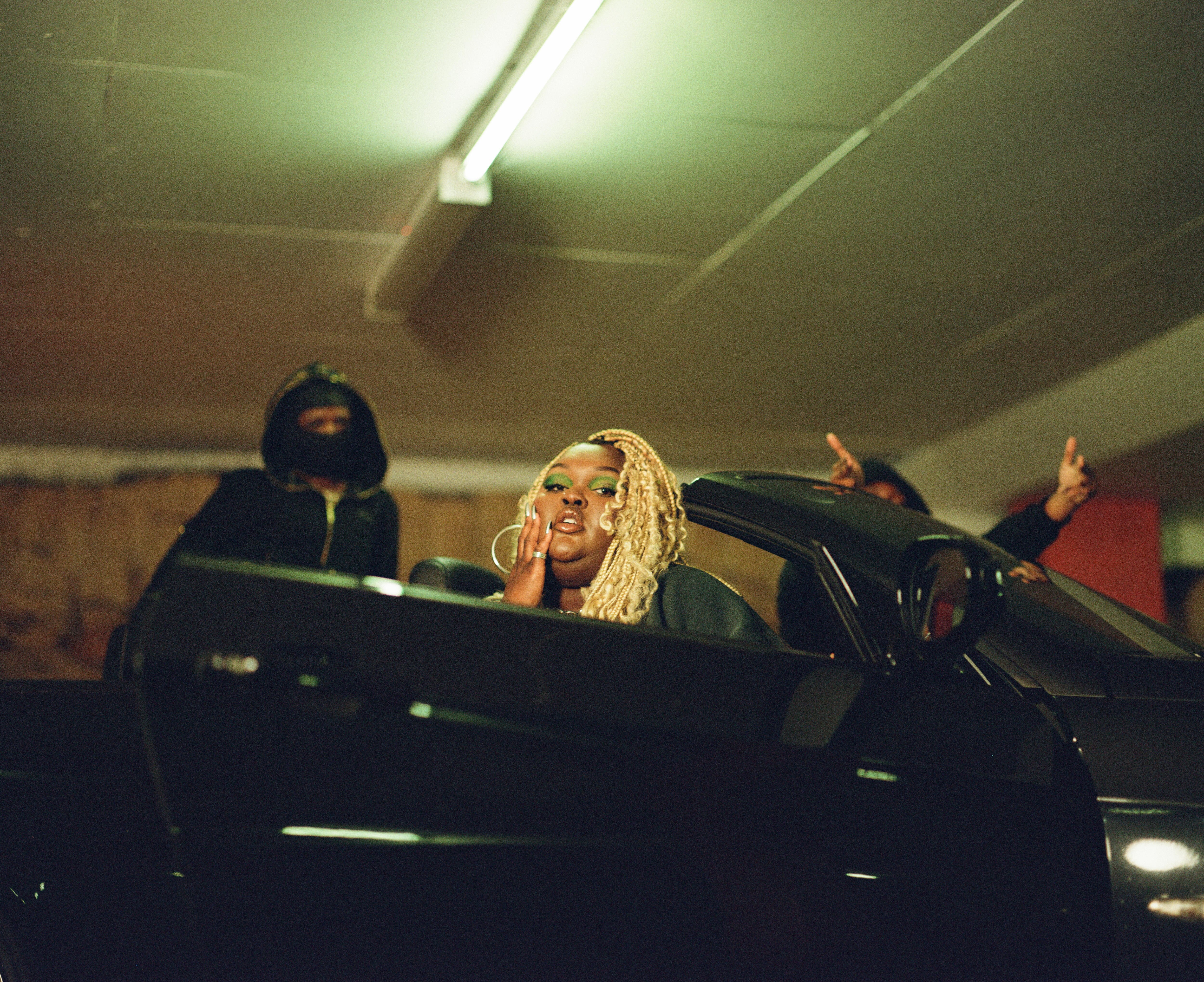 Vv Pete chats about her life, plus what it's like being one of ...