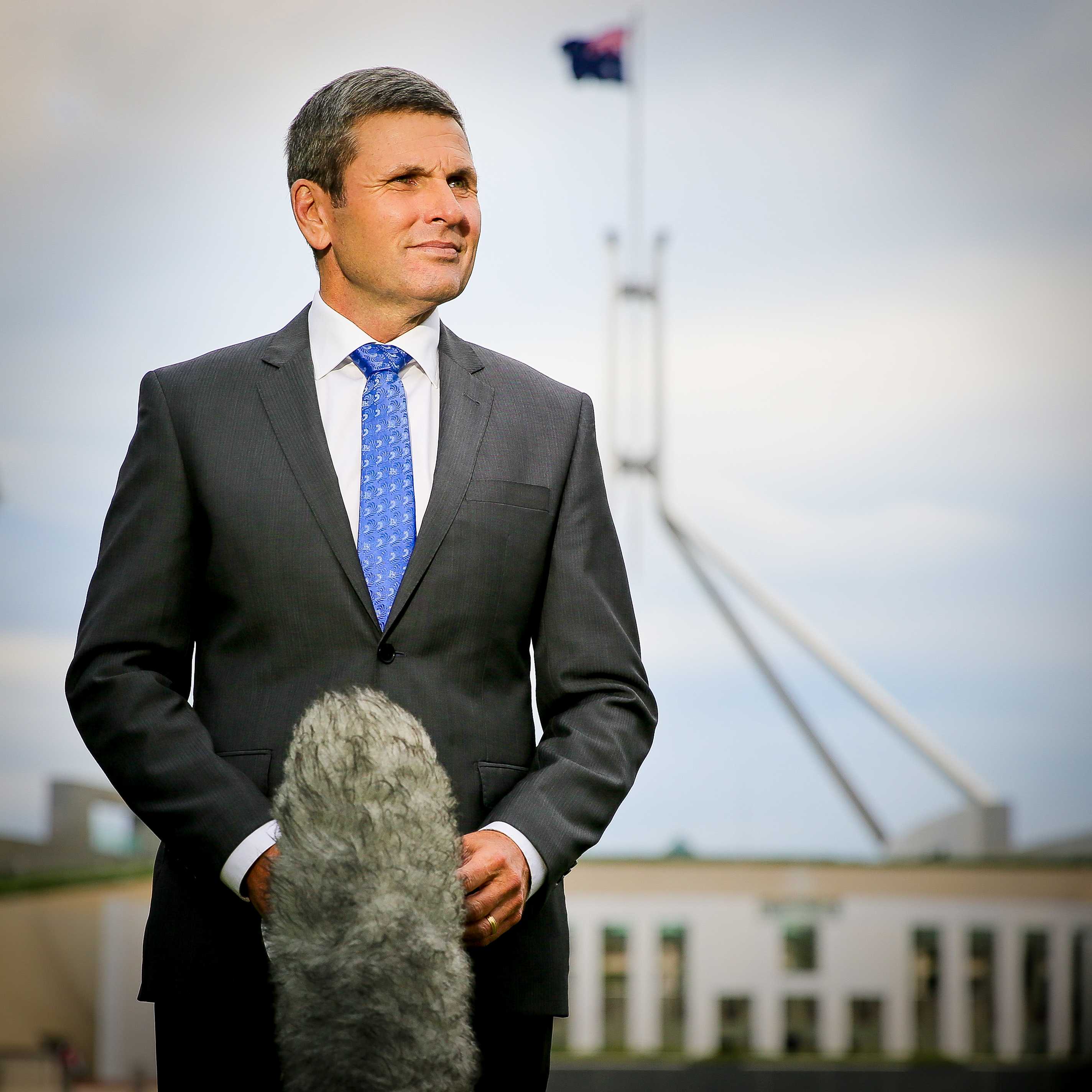 Chris Uhlmann leaving ABC to take Laurie Oakes's job at Nine - ABC News