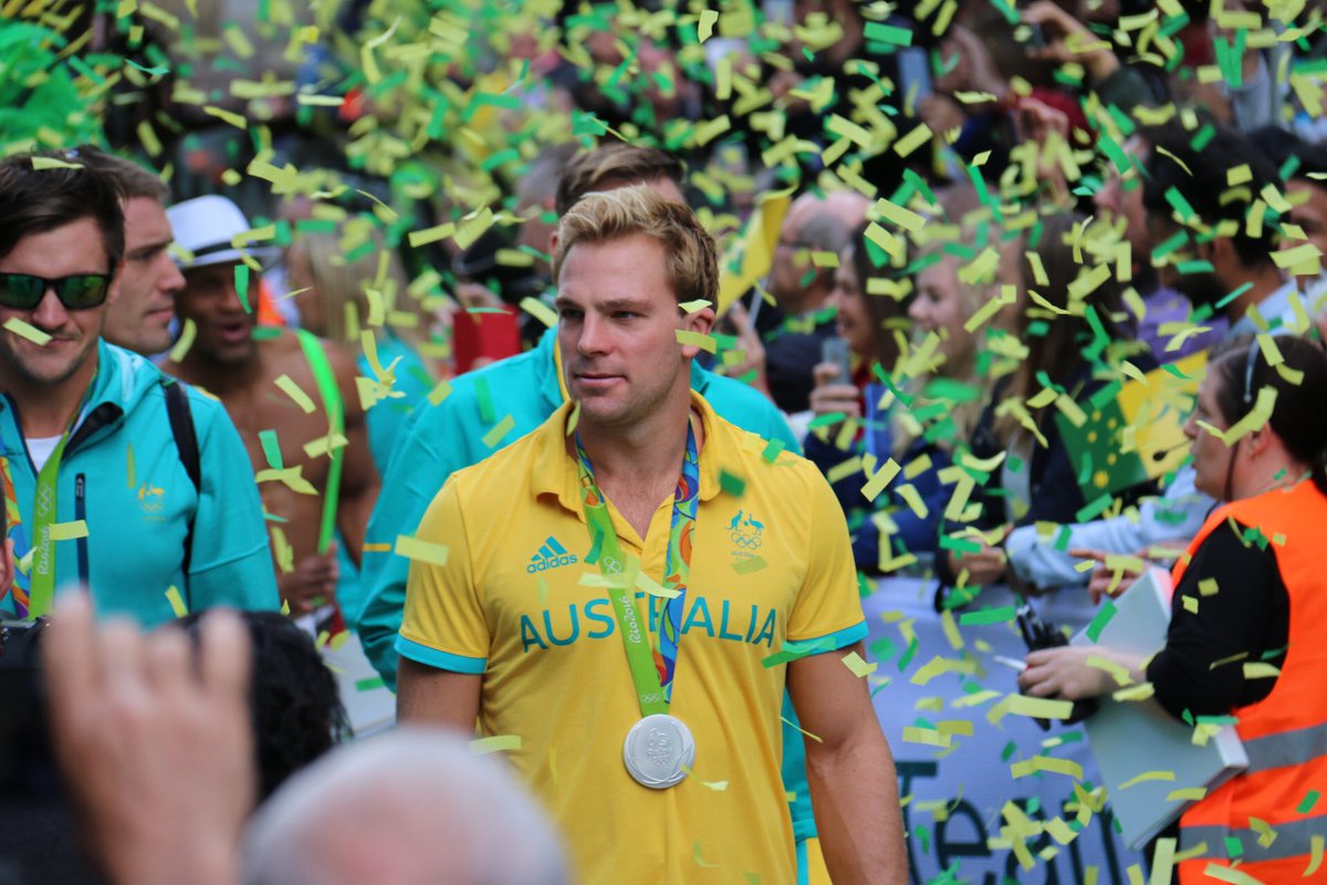 Rio 2016: Australian Olympic team honoured in Melbourne street parade ...