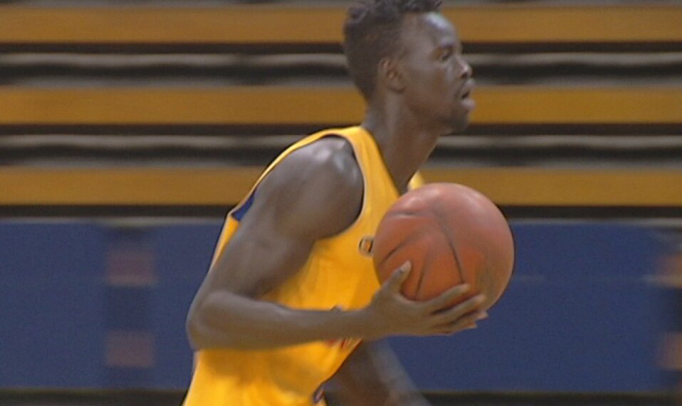 Sudanese refugees, Mawut Deng and Atem Atem, join Adelaide 36ers NBL ...