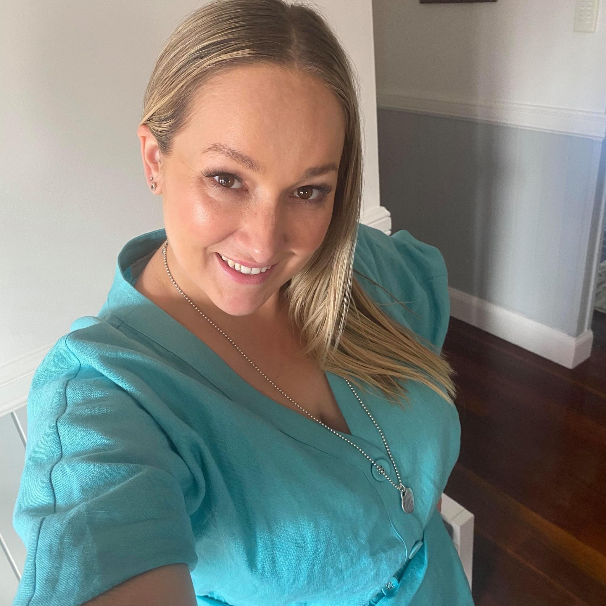 Mount Irving crash kills mum, daughter, leaves dad critical so ...