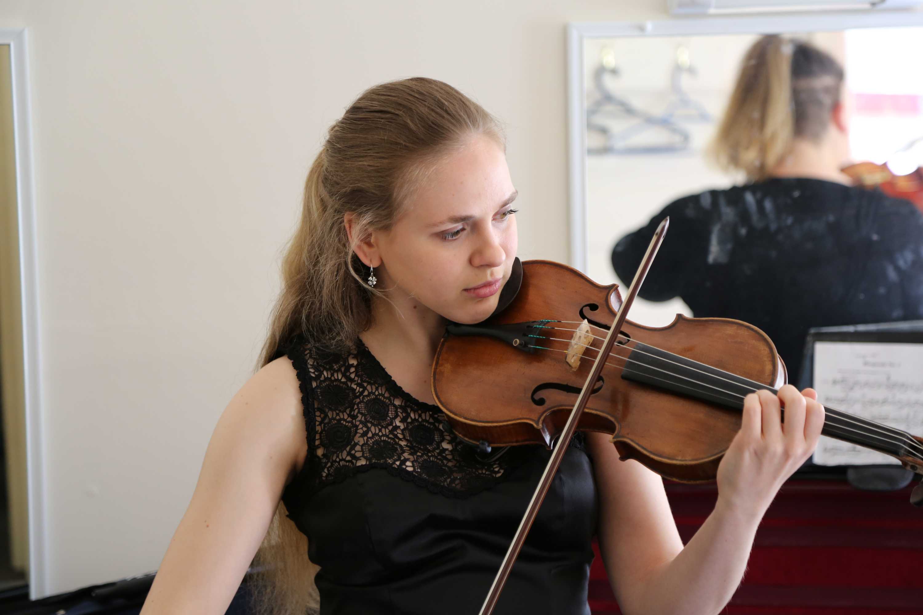 The Violin's Voice Part 2 - ABC listen