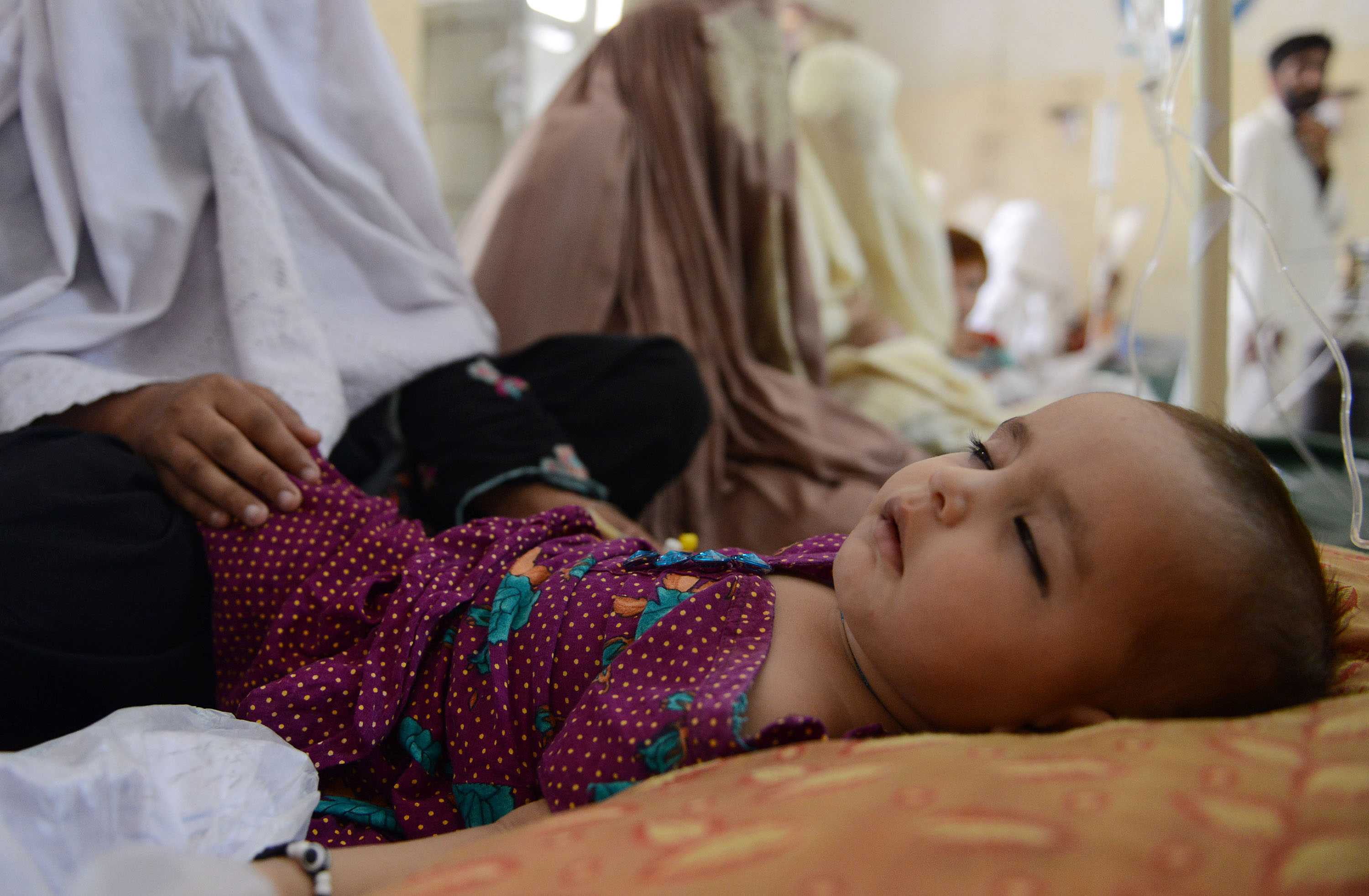 Half a million flee as Pakistani govt launches offensive against ...
