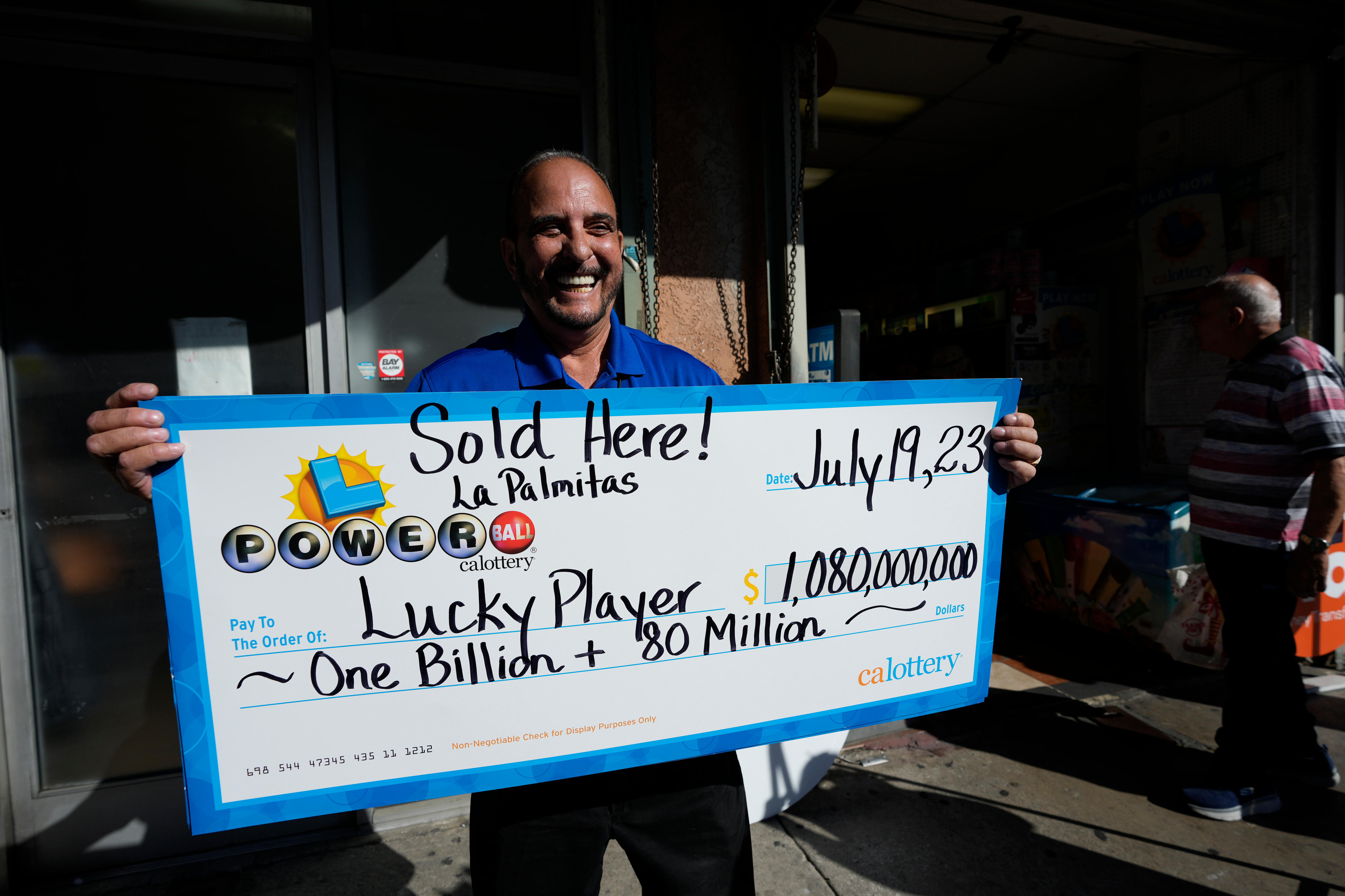 Lotto ticket holder wins entire $1.6 billion jackpot sold in California ...
