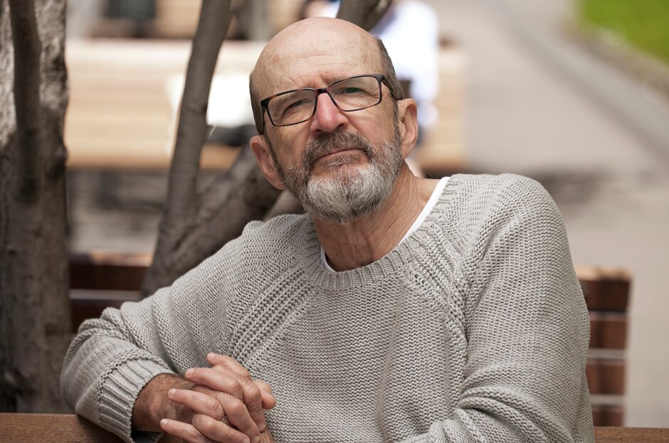 Garry McDonald: Norman Gunston comic tells of anxiety that ended his ...
