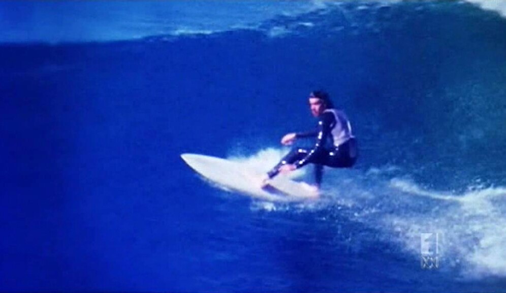 Bells Beach honour Peterson - ABC News