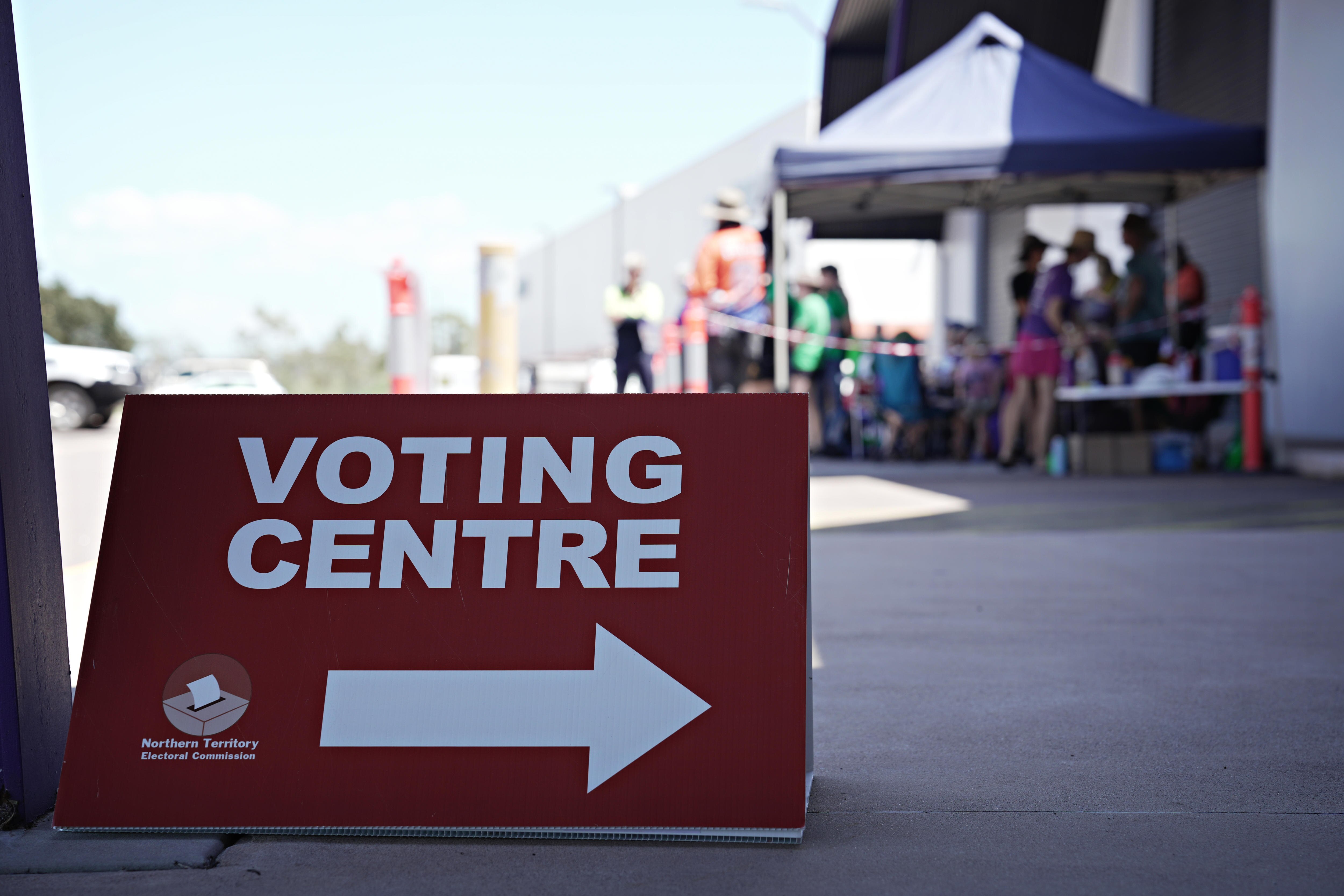 Queensland lawyer Salvatore 'Sam' Di Carlo denies 'corrupt relationship ...