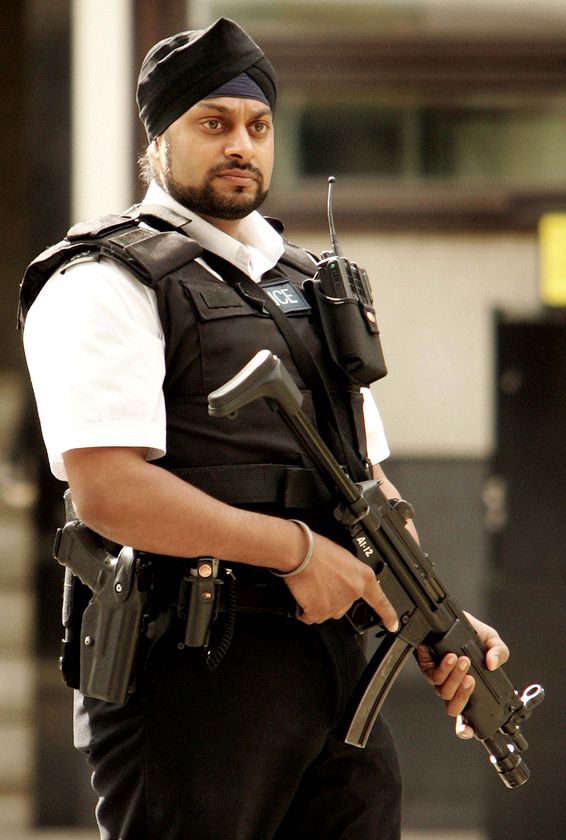 Sikh cops 'want bullet-proof turbans' - ABC News