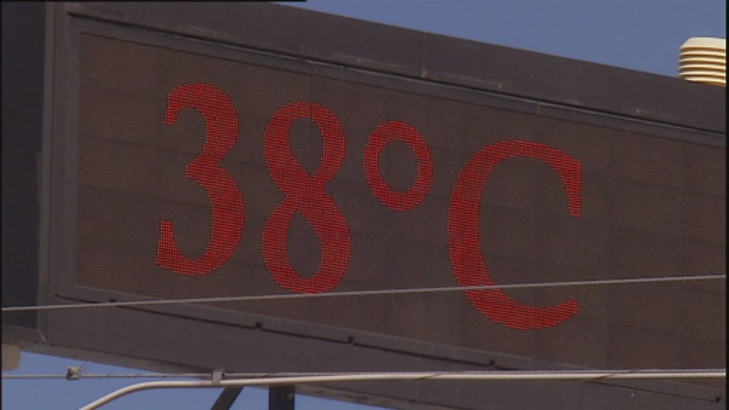 Adelaide top temperature forecast to reach 46C - ABC News