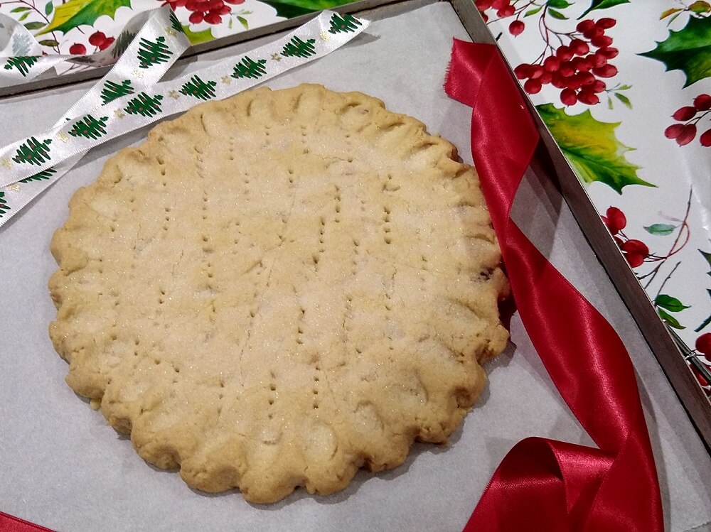 Macadamia shortbread - ABC Everyday