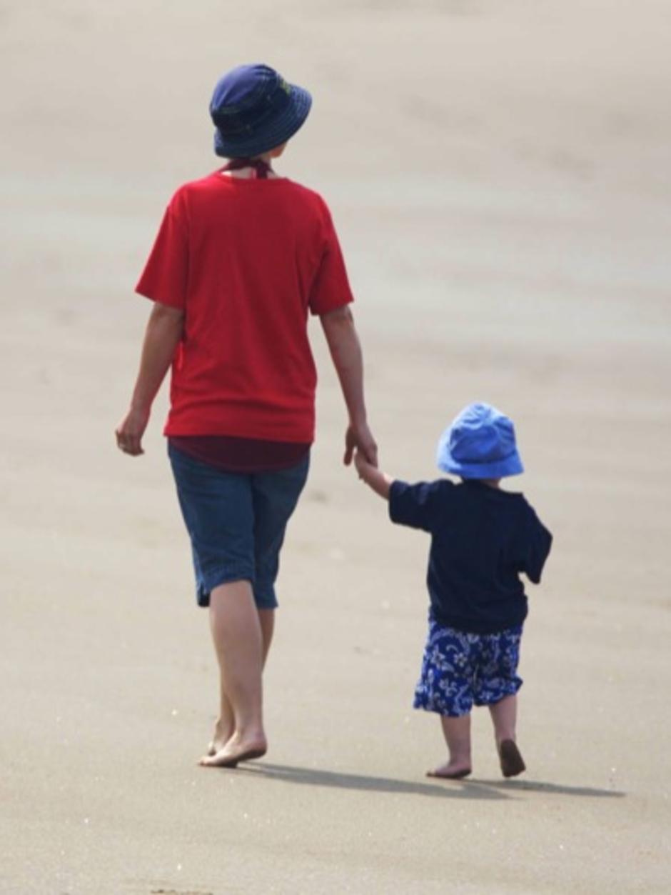 Excessive praise 'risks turning kids into bullies' - ABC News