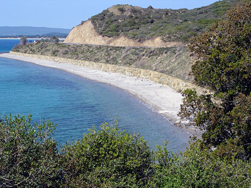 Turkey building sea wall at Anzac Cove - ABC News