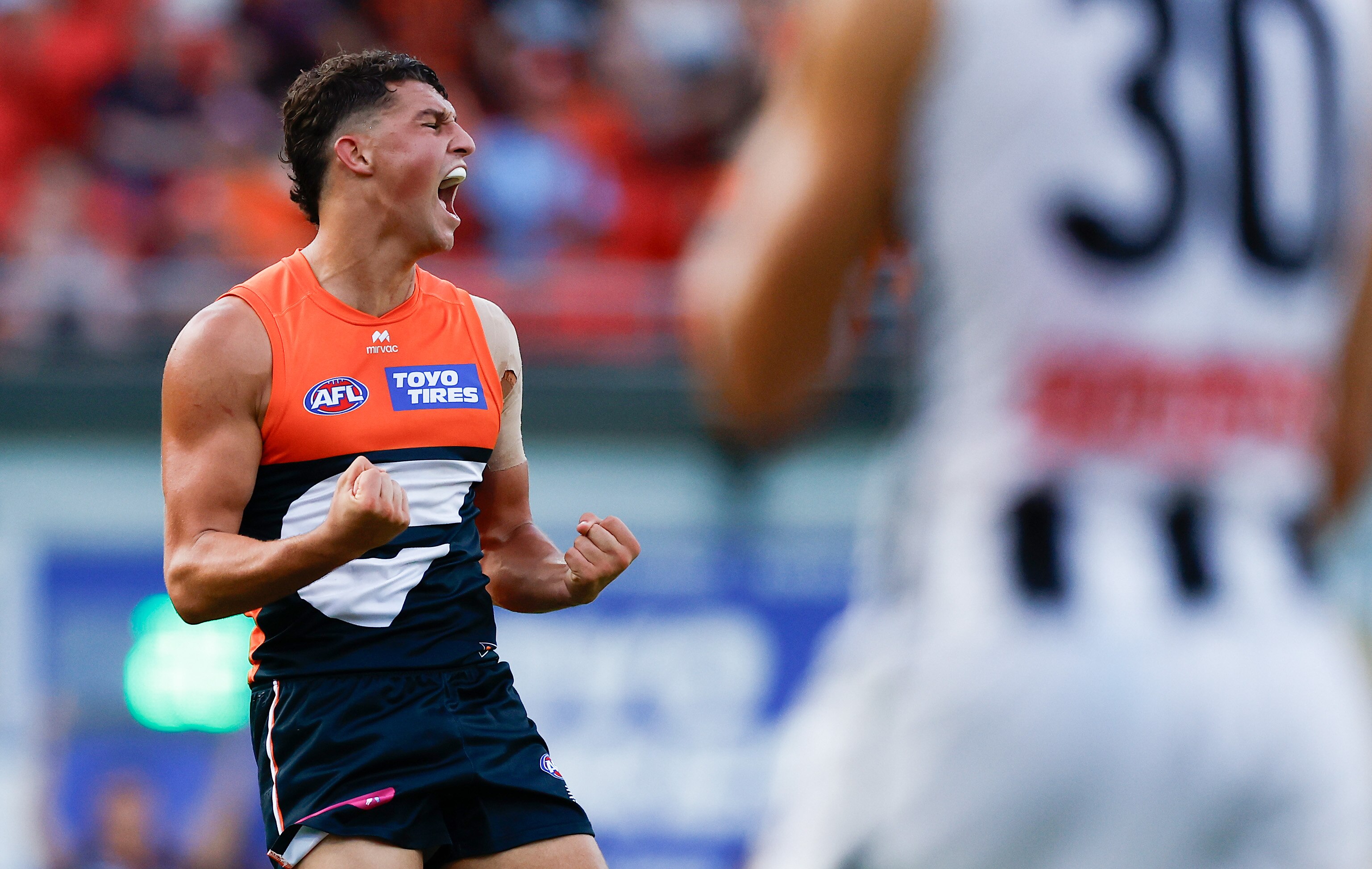 Finn Callaghan stars as GWS Giants survive Kieran Briggs injury to ...