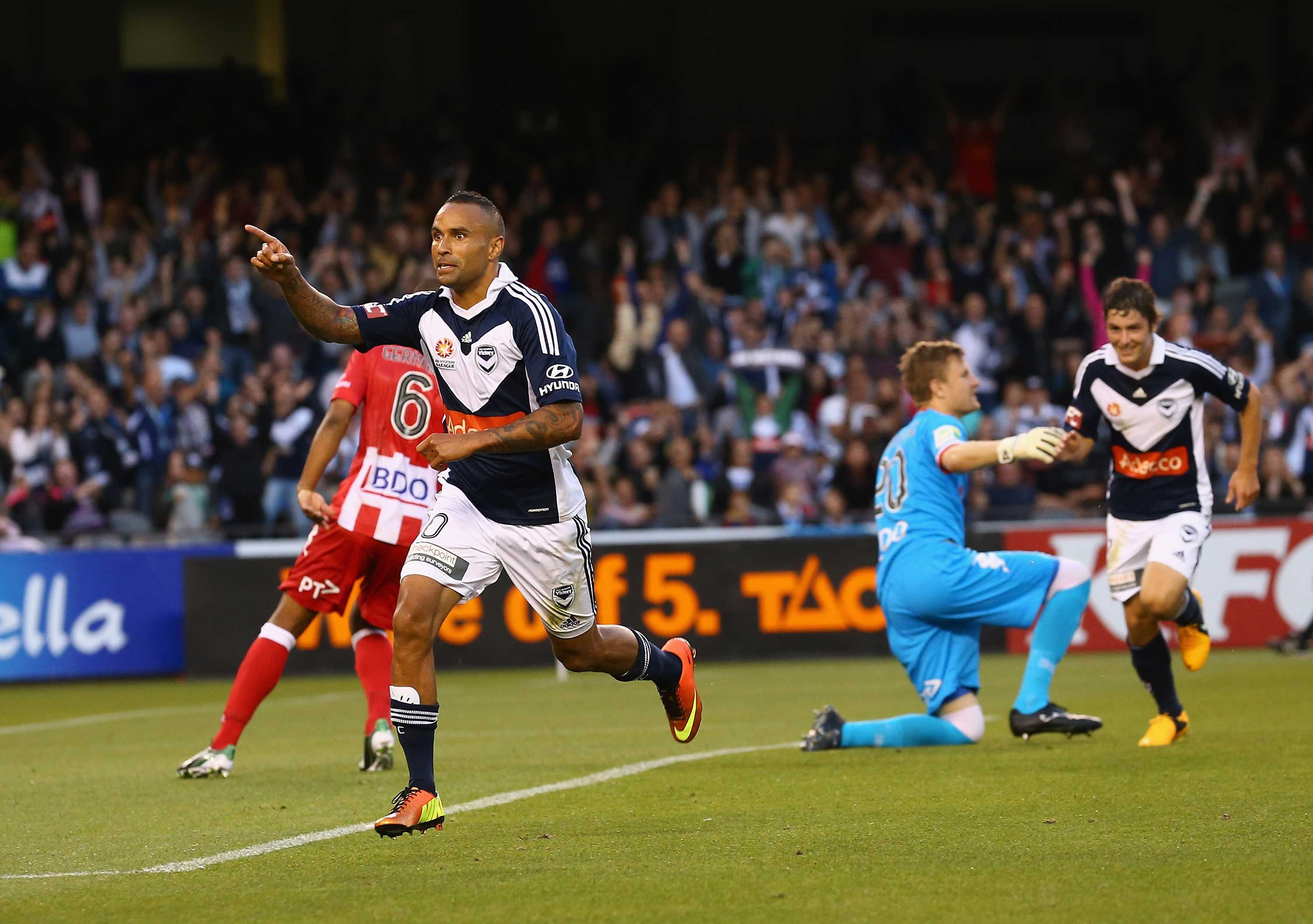 Victory take the points in Melbourne derby - ABC News