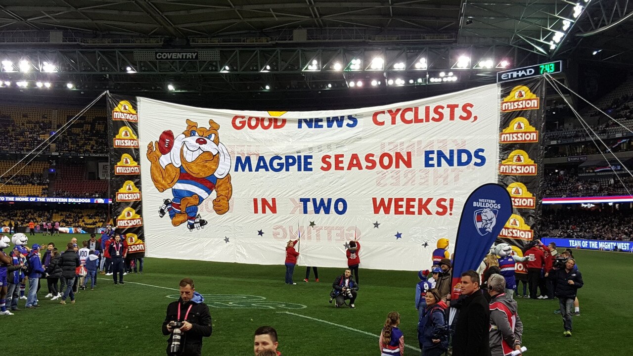 Banter, Bulldogs and the changing AFL banner - ABC News