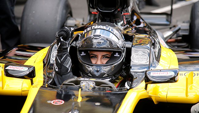 Saudi woman drives Formula One car on historic day - ABC News
