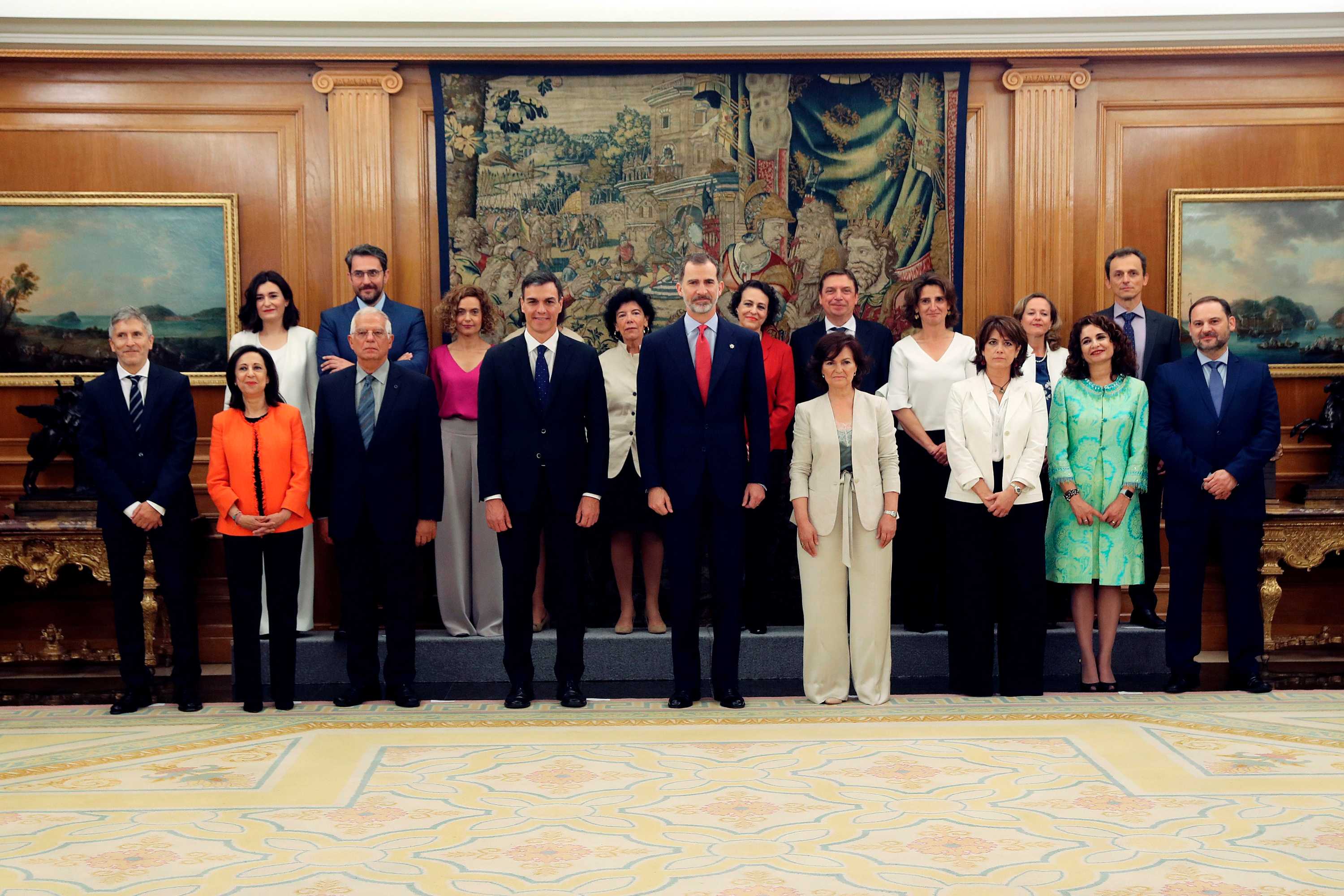 Spain's new PM Sanchez names 'pro-gender equality' cabinet with women ...